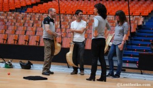 Gernika Jai Alai, jugar a cesta punta en el mejor frontón del mundo ...